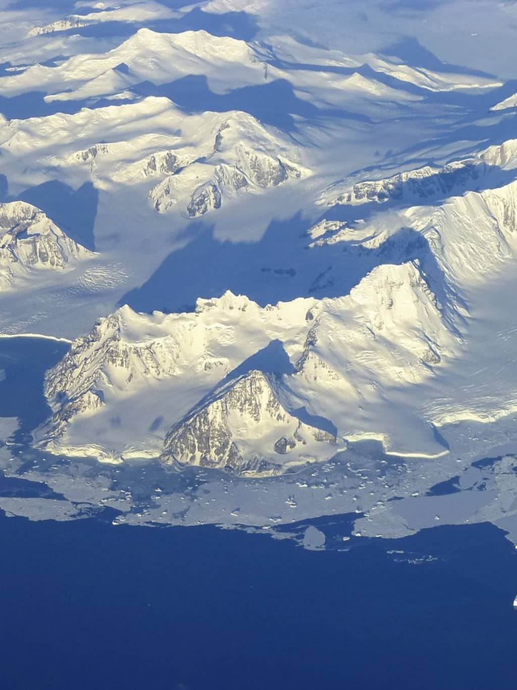 Hypobaric and Rapid Decompression Chamber - Aerospace Medicine - AMST